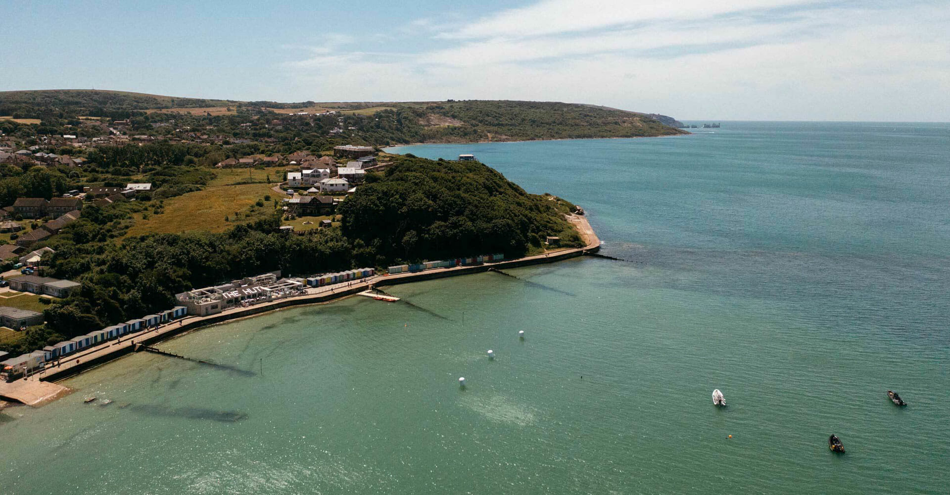Boat trips to The Hut, Colwell Bay, Isle of Wight Yacht Charter